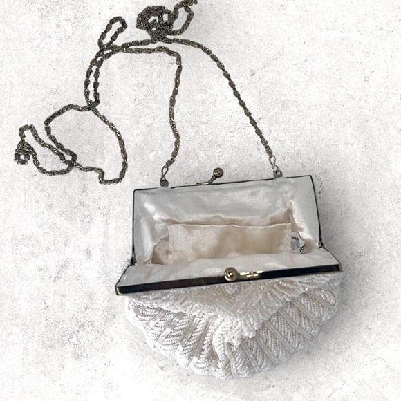 Bags | Vintage Sequin Clam Shell Purse | Poshmark